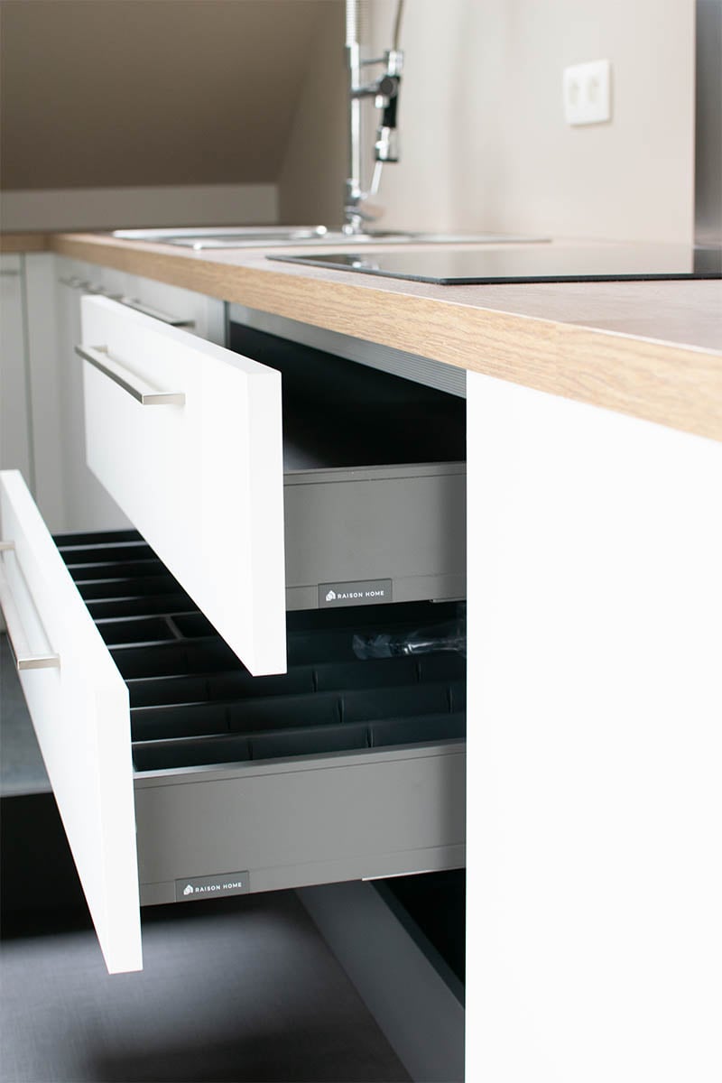 Raison Home Belgium - cuisines, rangements et salle de bain sur-mesure